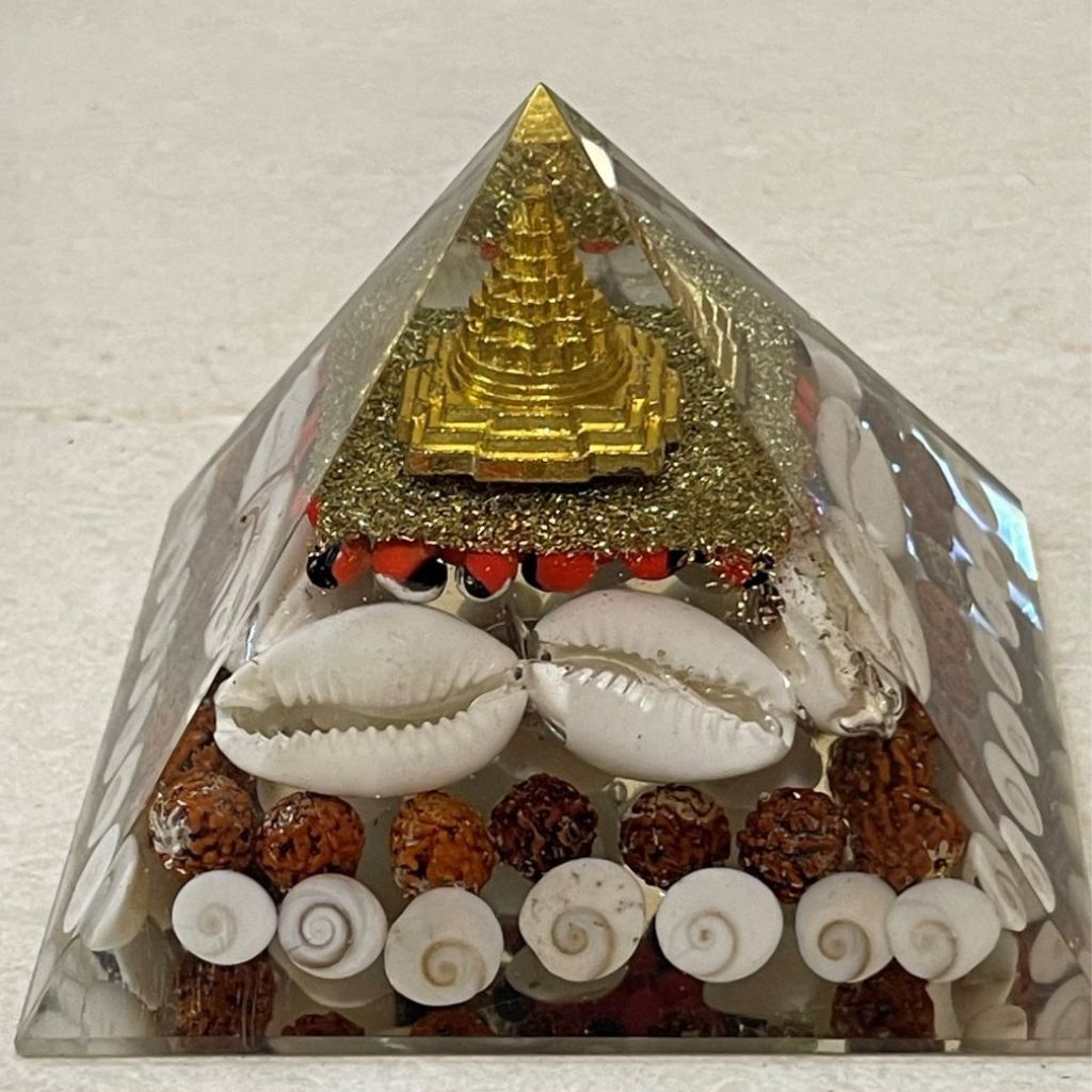 Laxmi Yantra Gomati Chakra Pyramid | Numo Crystals